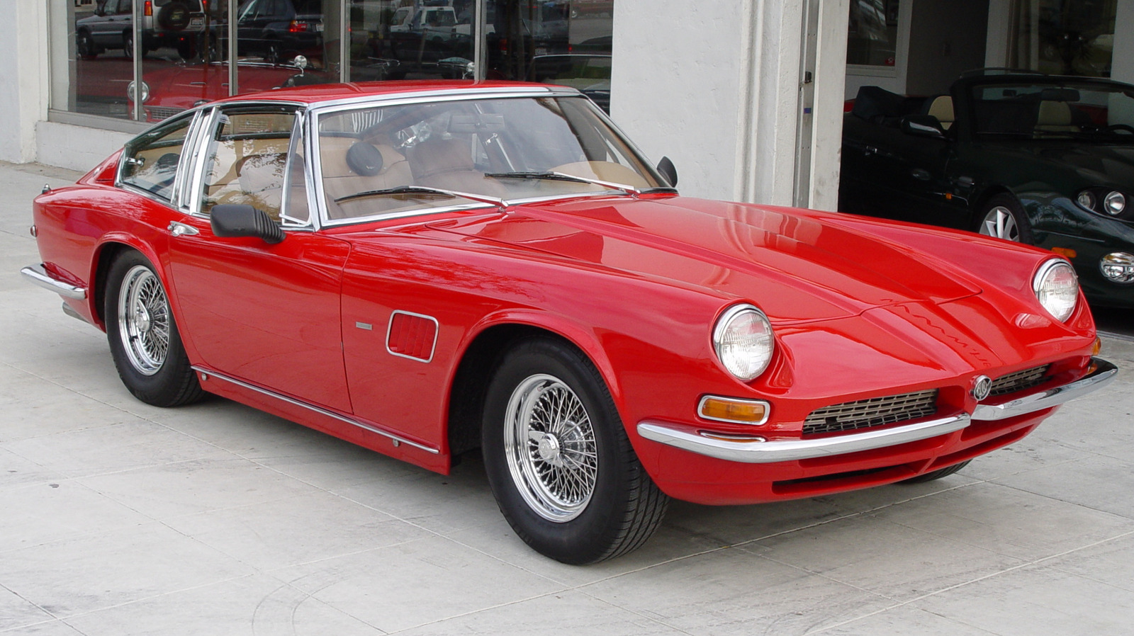 10 British Classic Cars That Used American V8 Engines