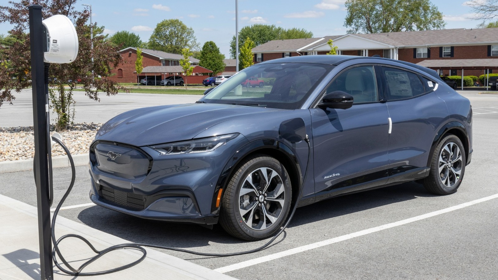 10 Electric Cars With The Lowest Maintenance Costs