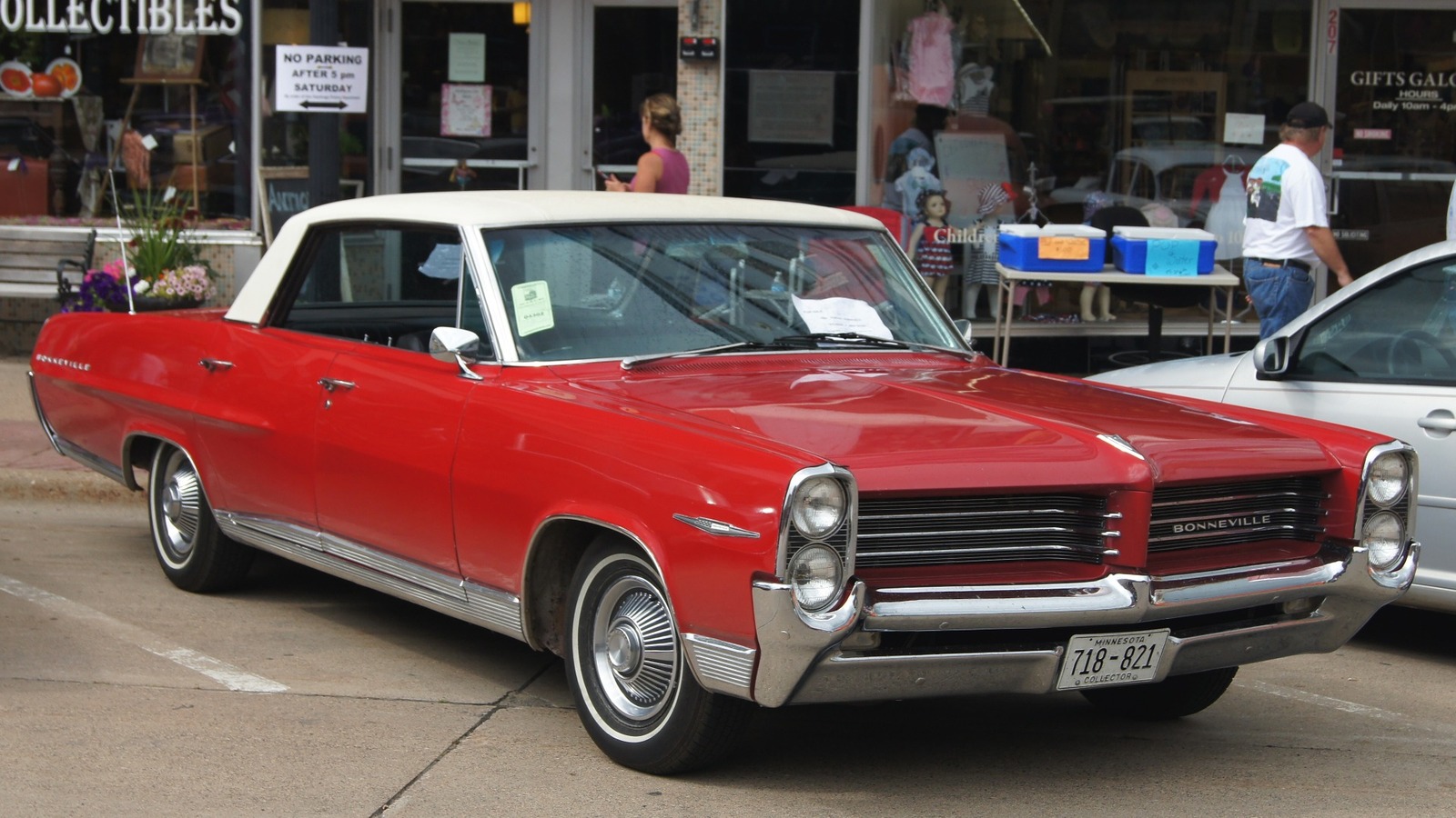 10 Reasons A Classic Pontiac Bonneville Is Still Worth Buying Today