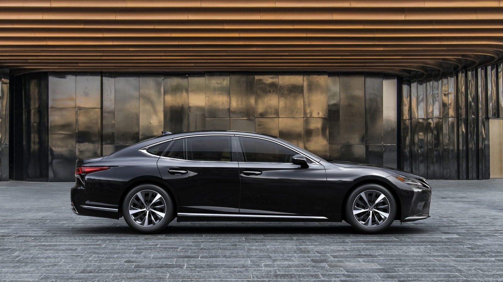 10 Things You Should Know Before Buying A Lexus LS (New Or Used)