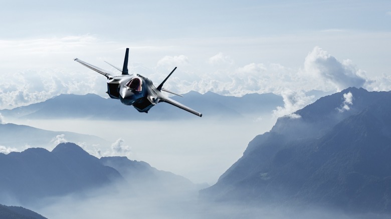 17 Best Fighter Jets In The World Today