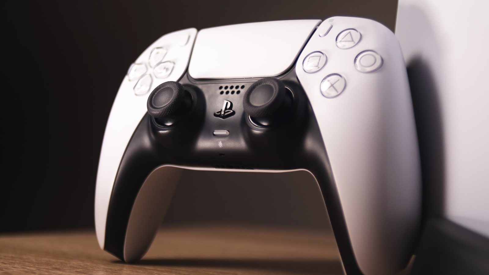 2 Workarounds To Use A PS5 Controller With The PS4