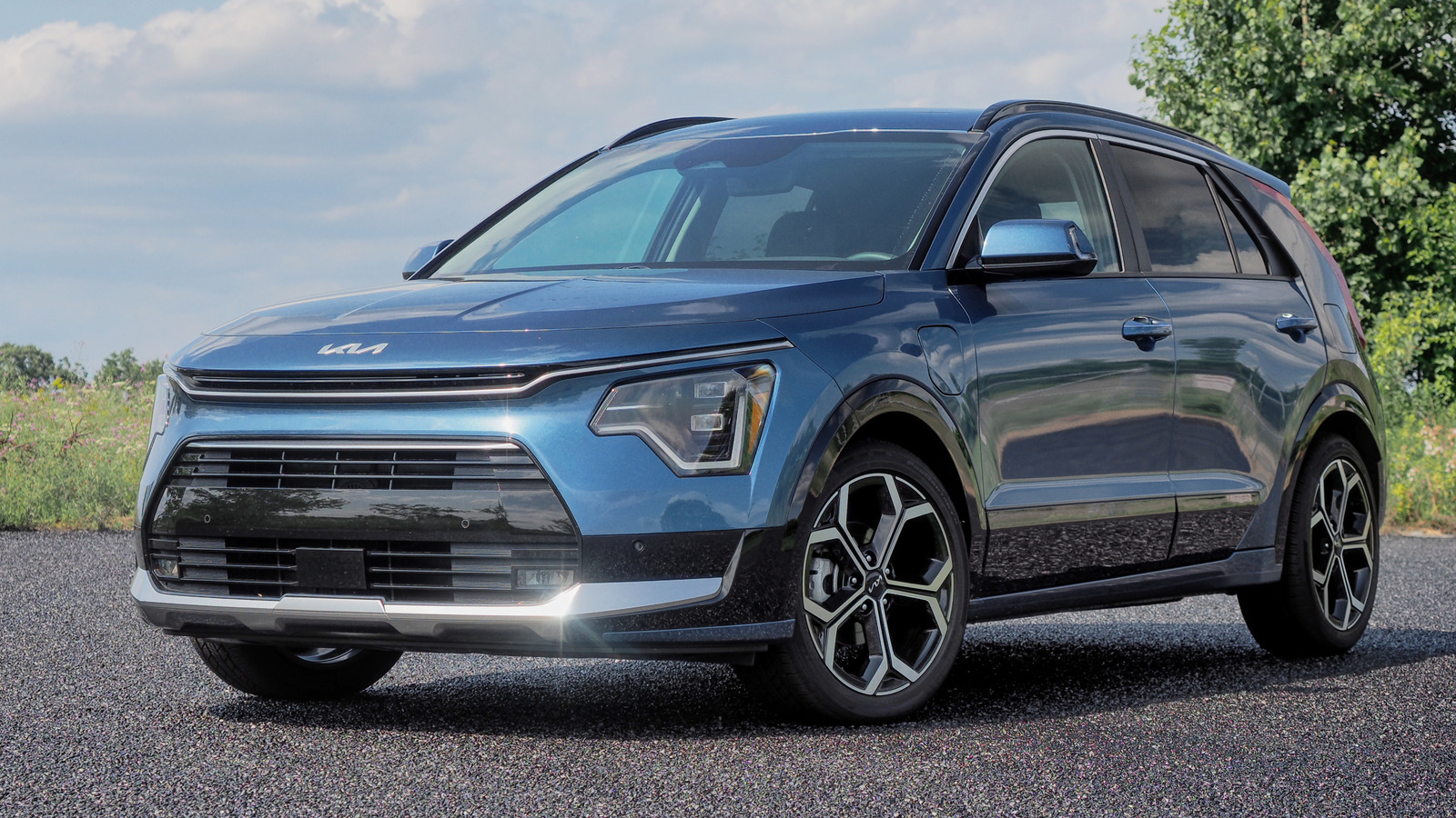 2023 Kia Niro PHEV Review Going Electric Gradually