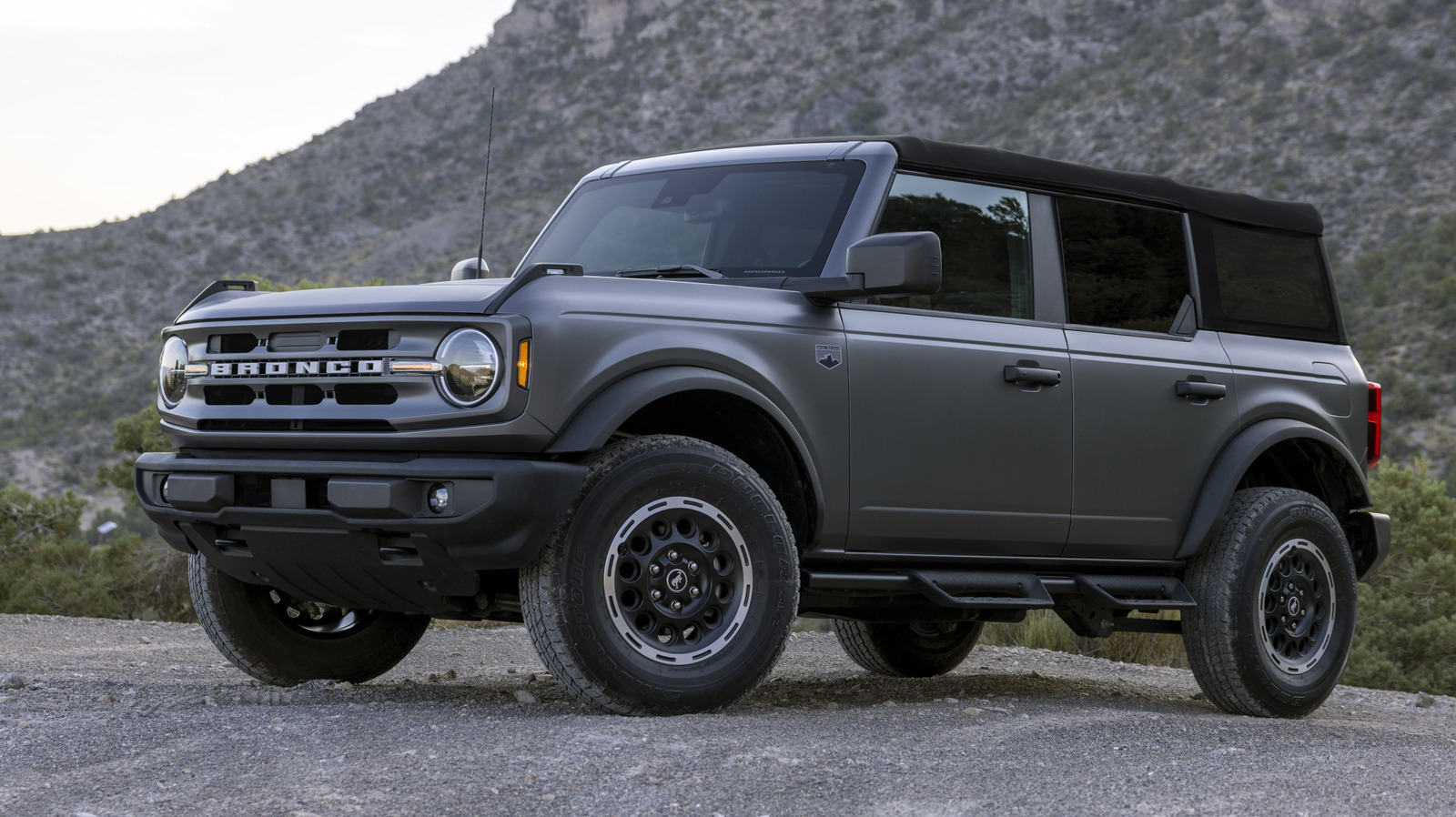 2025 Ford Bronco Reveal: New Specs Boast Upgraded Tech Features & New ...