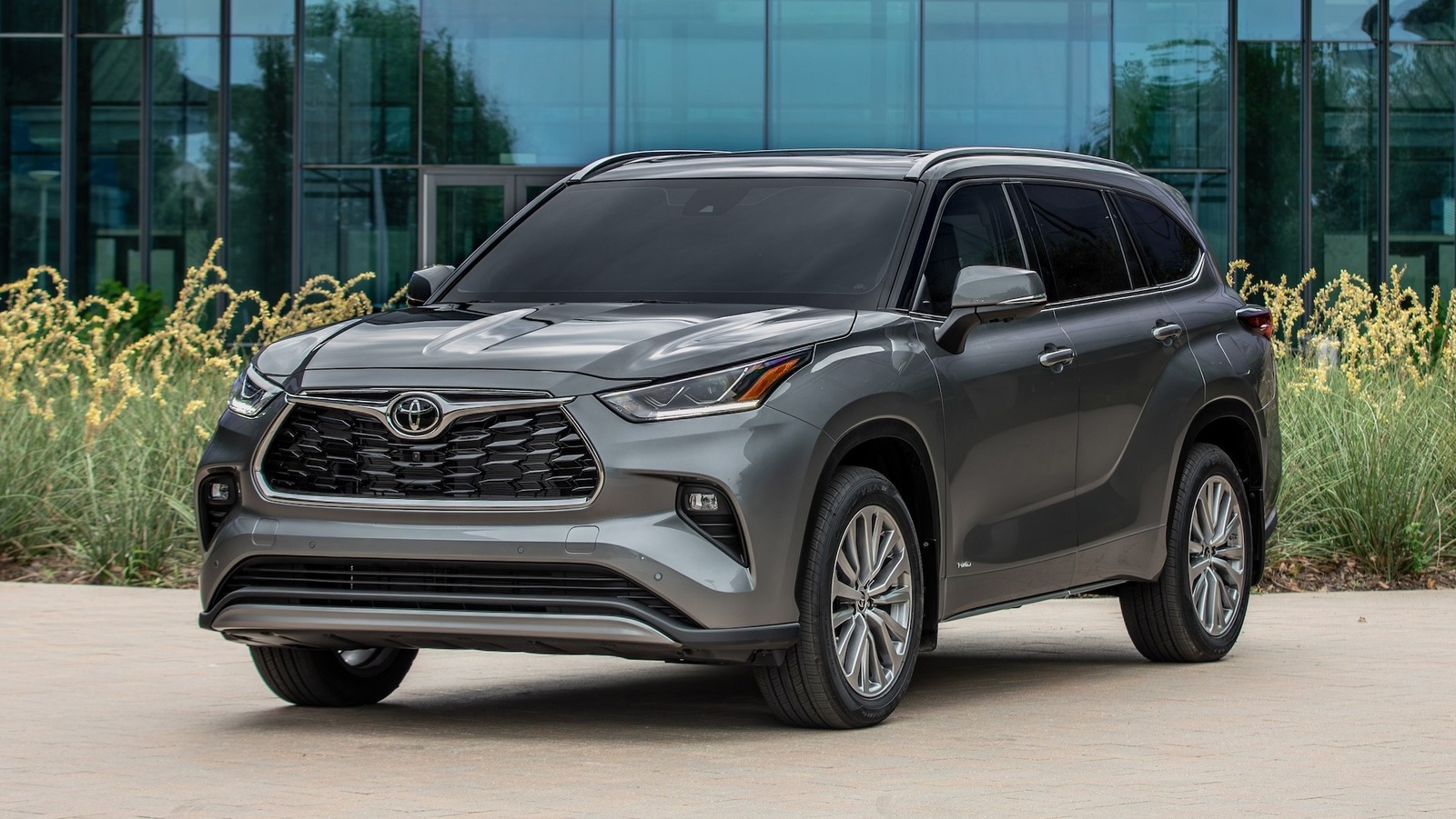 2025 Toyota Highlander Revealed: Here's What's New