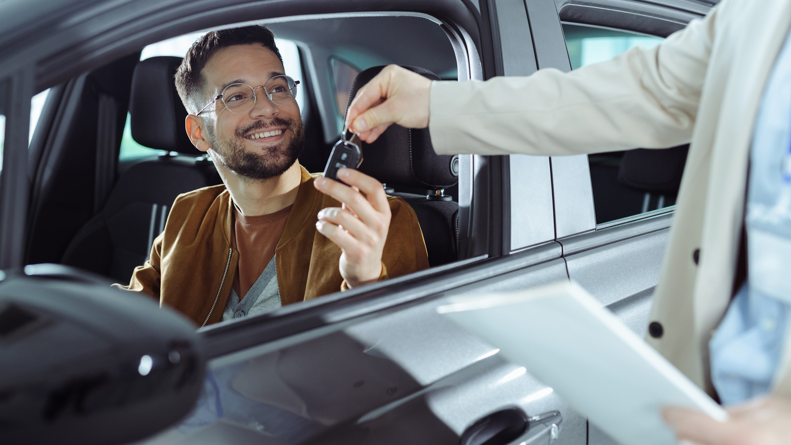 3 Big Reasons You Should Still Wait To Buy A Car In 2024
