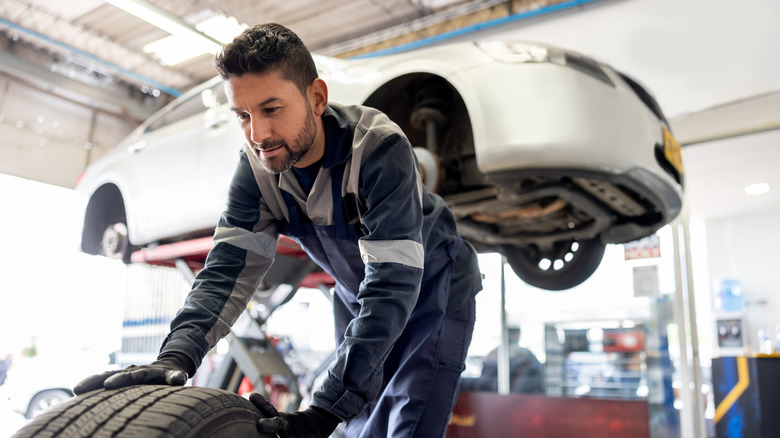 4 Car Parts You Should Always Replace In Pairs