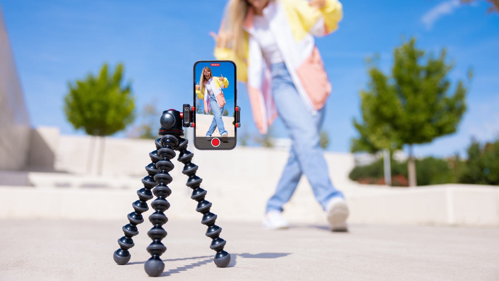5 Of The Best Tripods For iPhone You Can Get Cheap