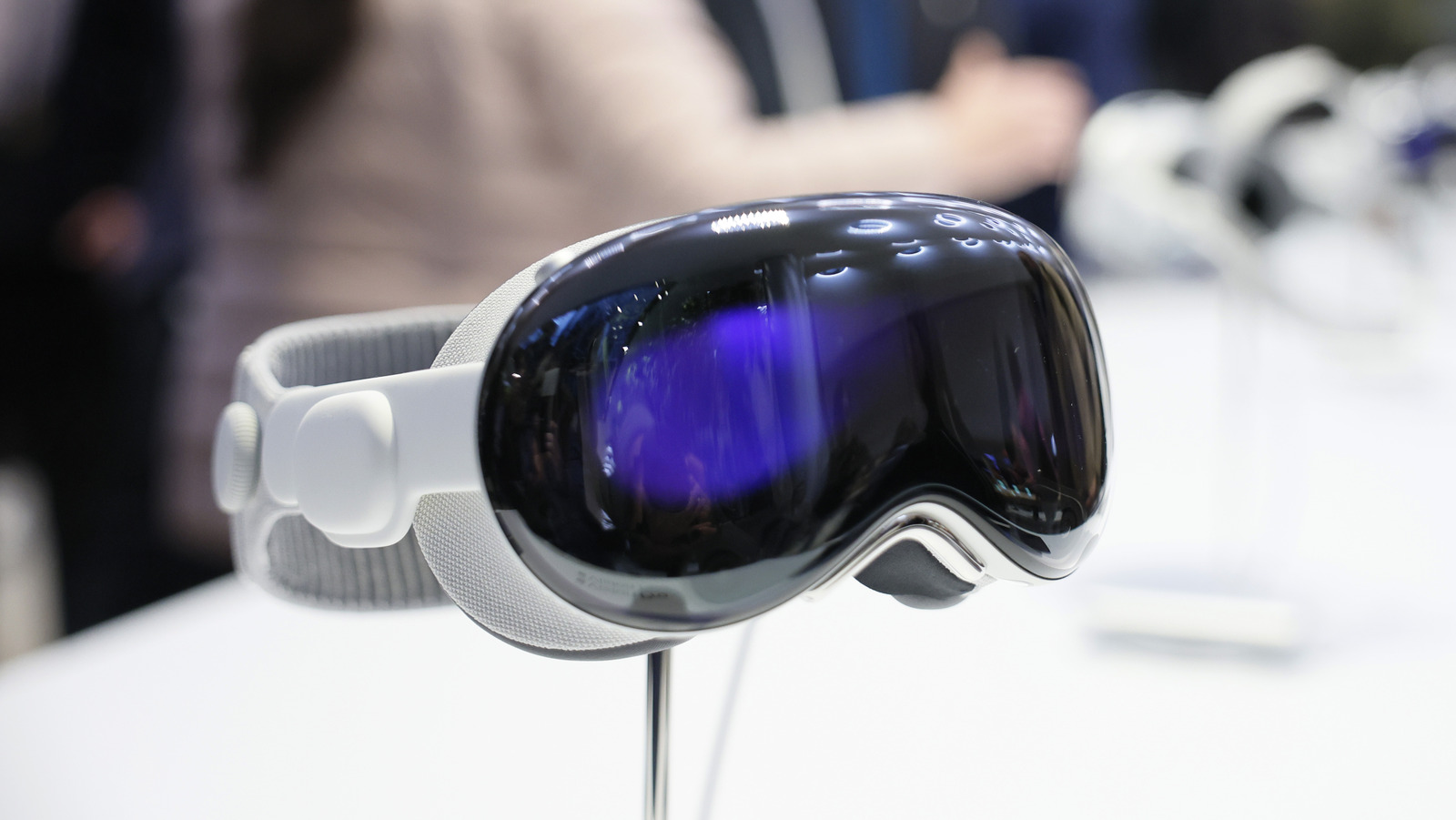 5 Of The Biggest Apple Vision Pro Complaints We've Seen So Far