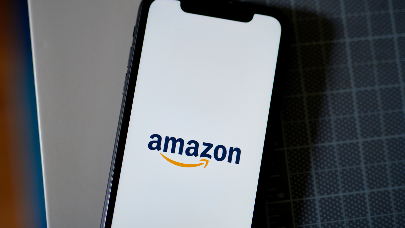 5 Tips To Keep Your Money Safe While Shopping On Amazon