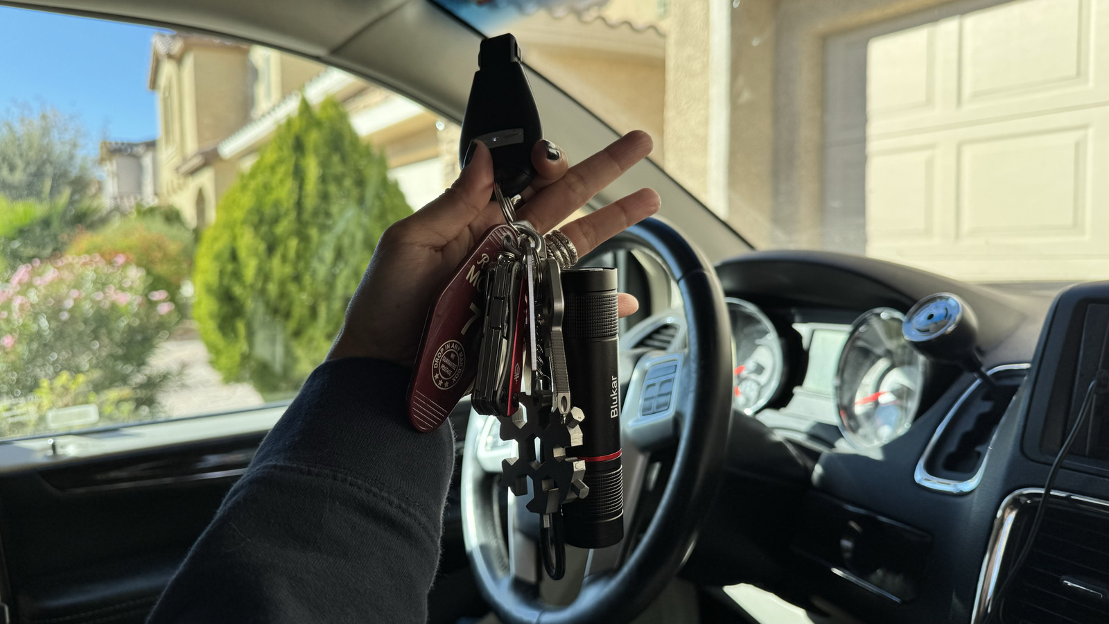 5 Tools And Gadgets You'll Want For Your Keychain