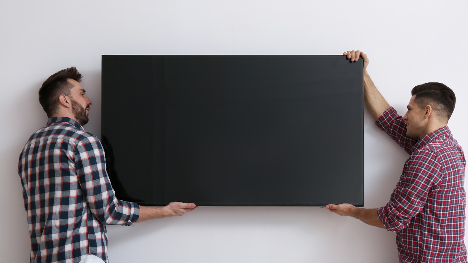 5 Tools That Will Come In Handy When Installing A TV Mount