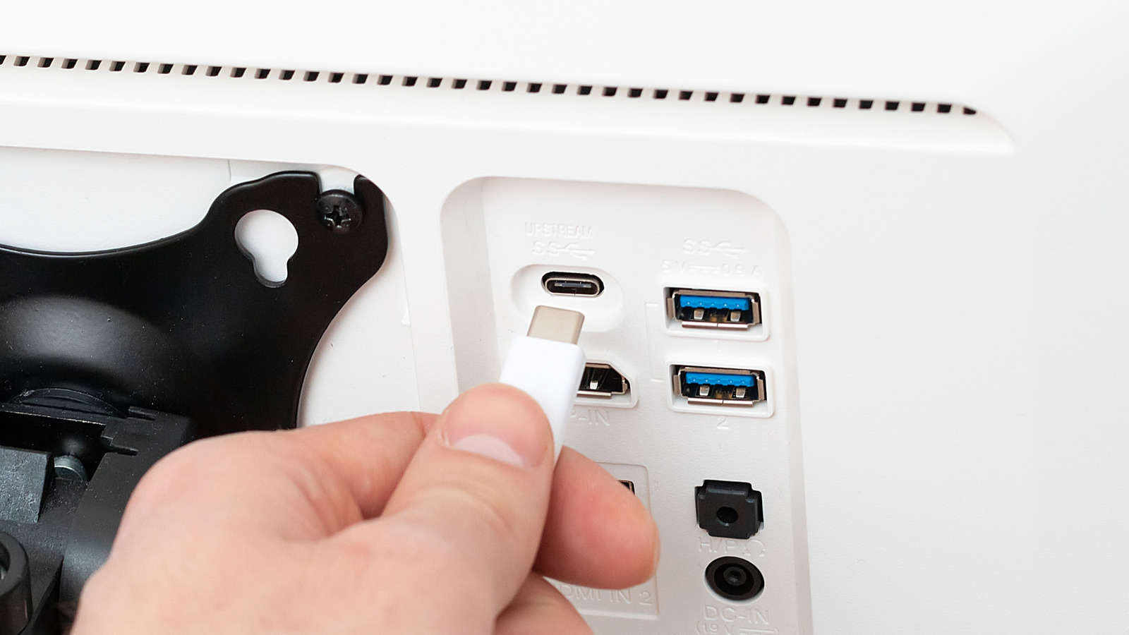 5 Ways To Use Your Monitor's USB Ports