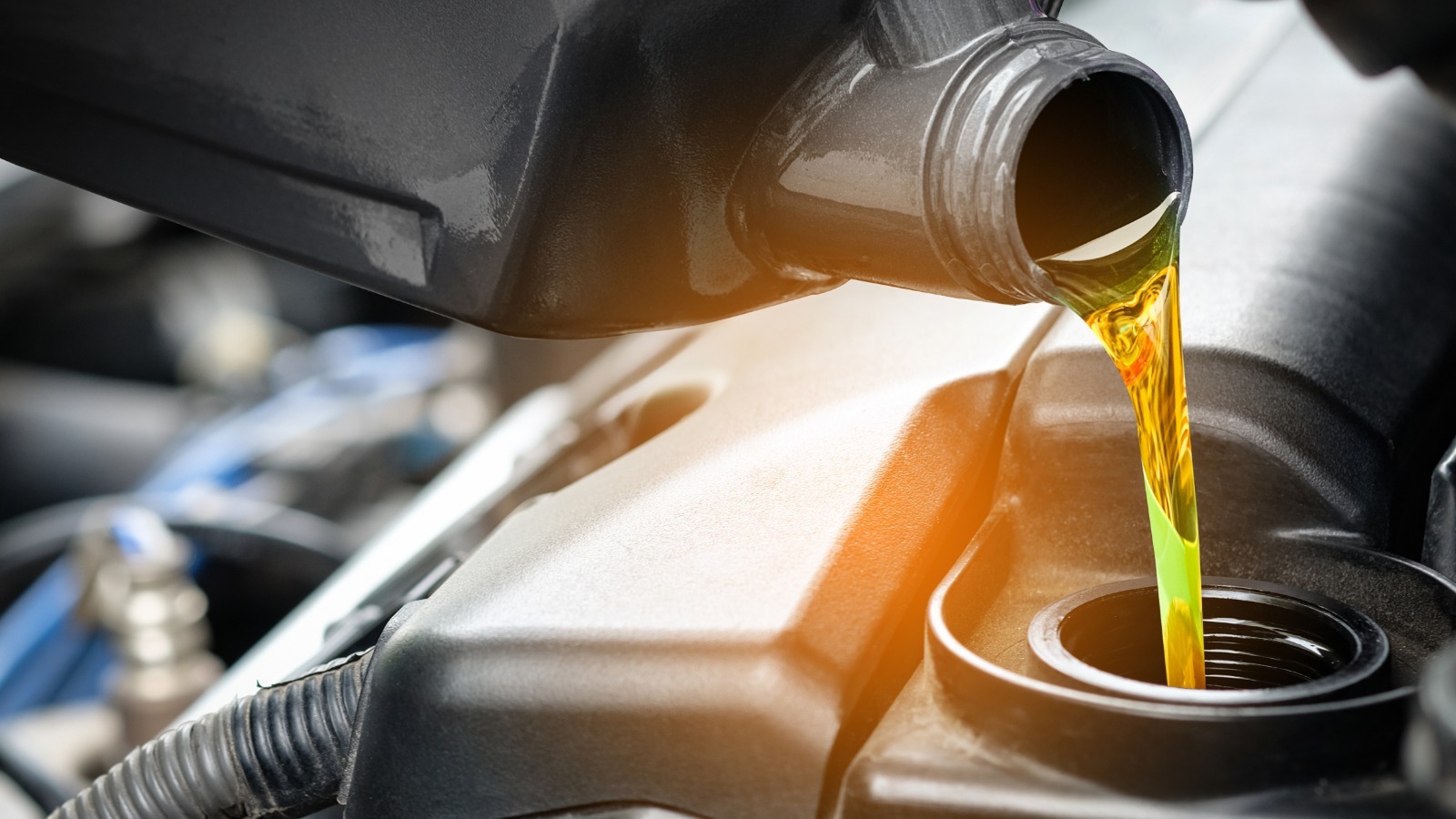 6 Fluids Your Car Needs (And How Often You Need To Check Them)