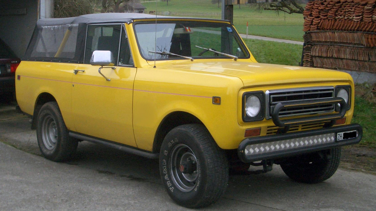 6 Of The Coolest SUVs From The 1970s