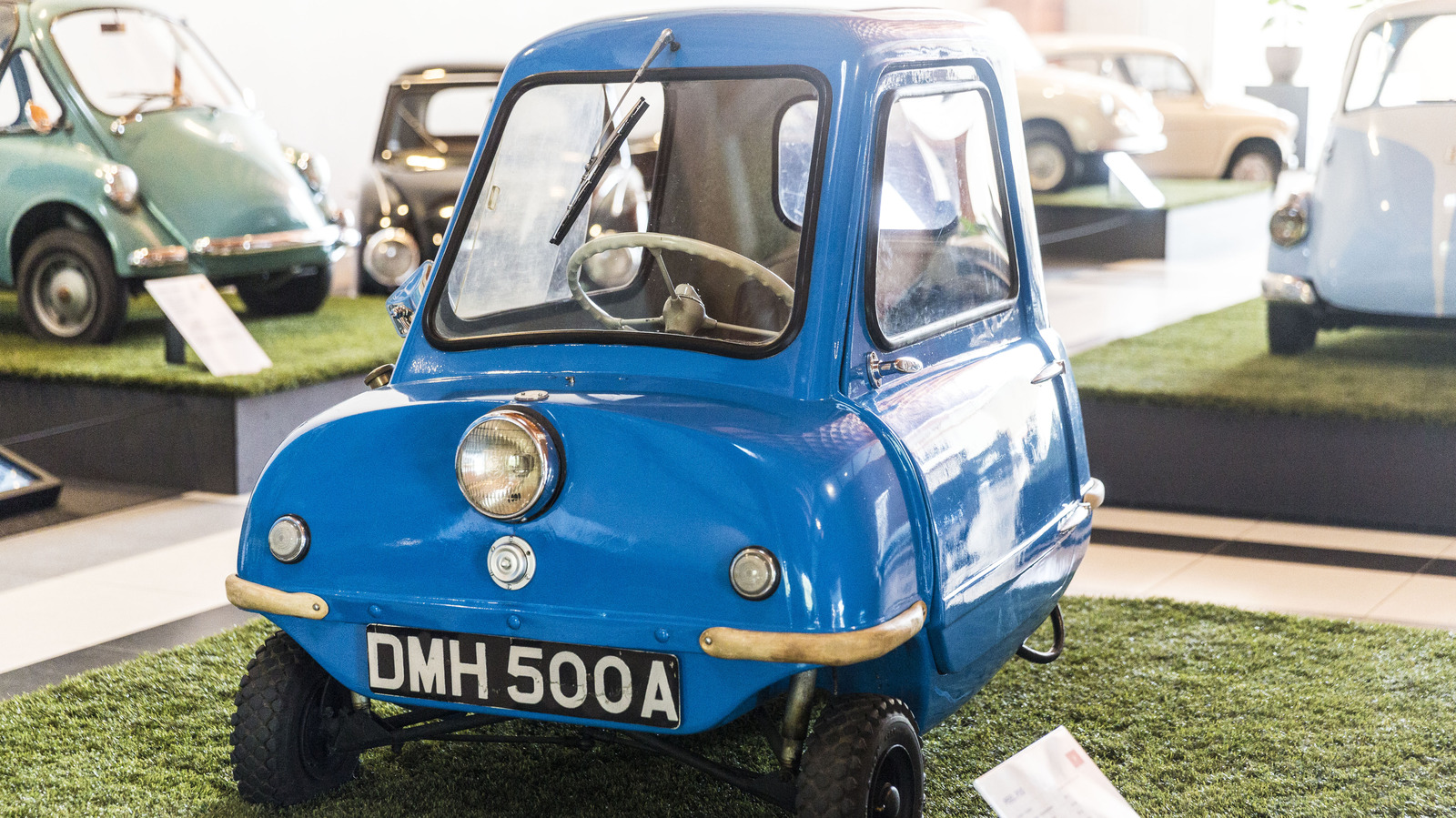 6 Of The Lightest Cars To Ever Hit The Road