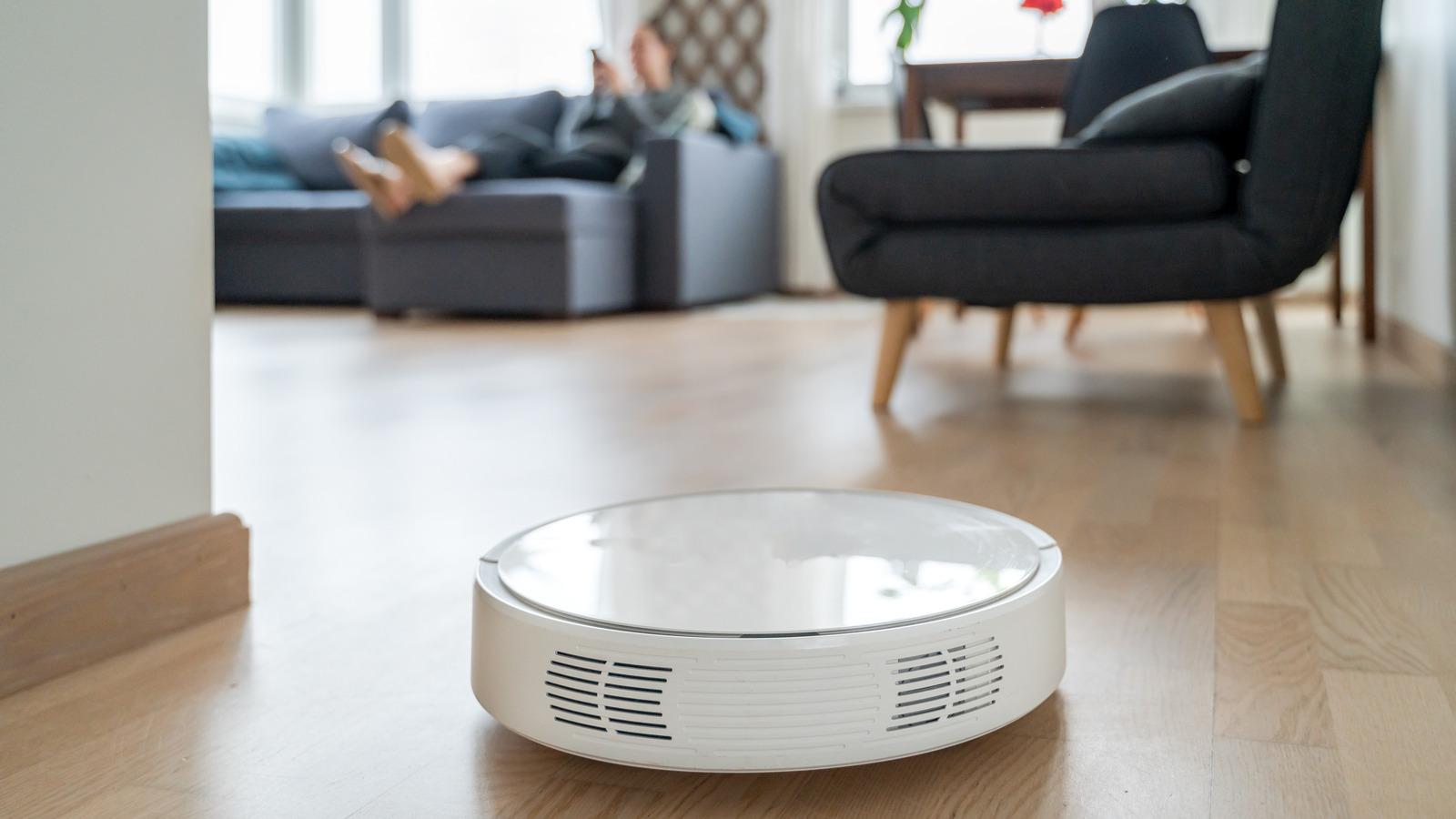These Smart Tech Gadgets Will Make Cleaning Any Home Easier