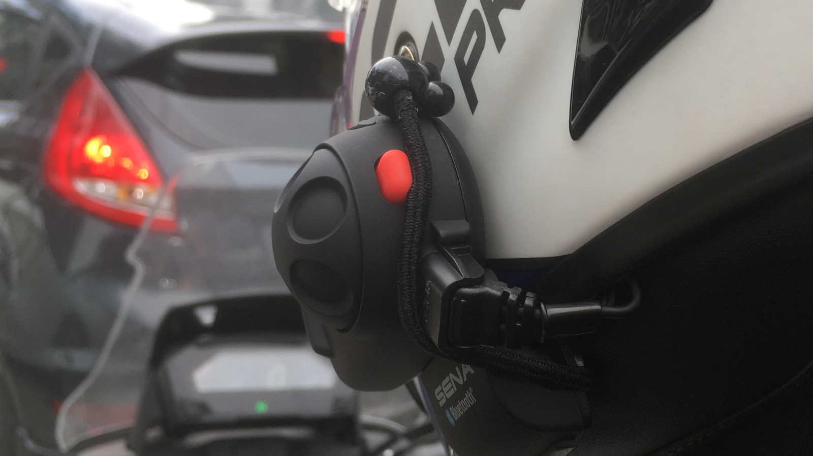 4 Of The Best Bluetooth Headsets For Your Motorcycle Helmet