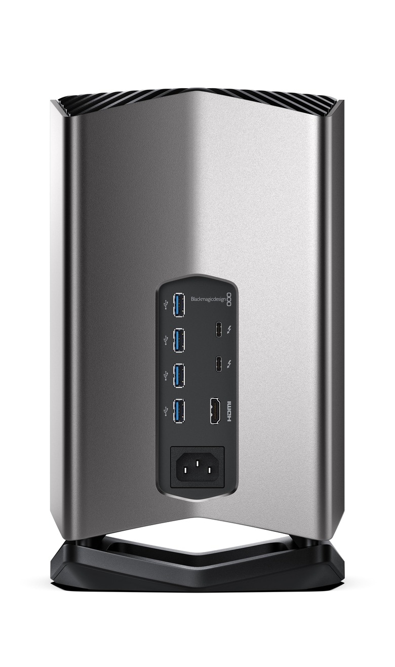 Blackmagic eGPU Gives New MacBook Pro A Graphics Boost - SlashGear