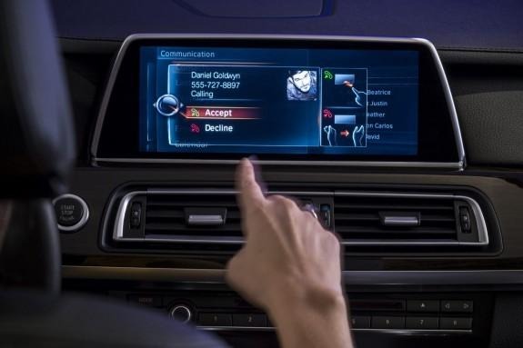 BMW Floods CES 2016 With Connected Innovation - SlashGear