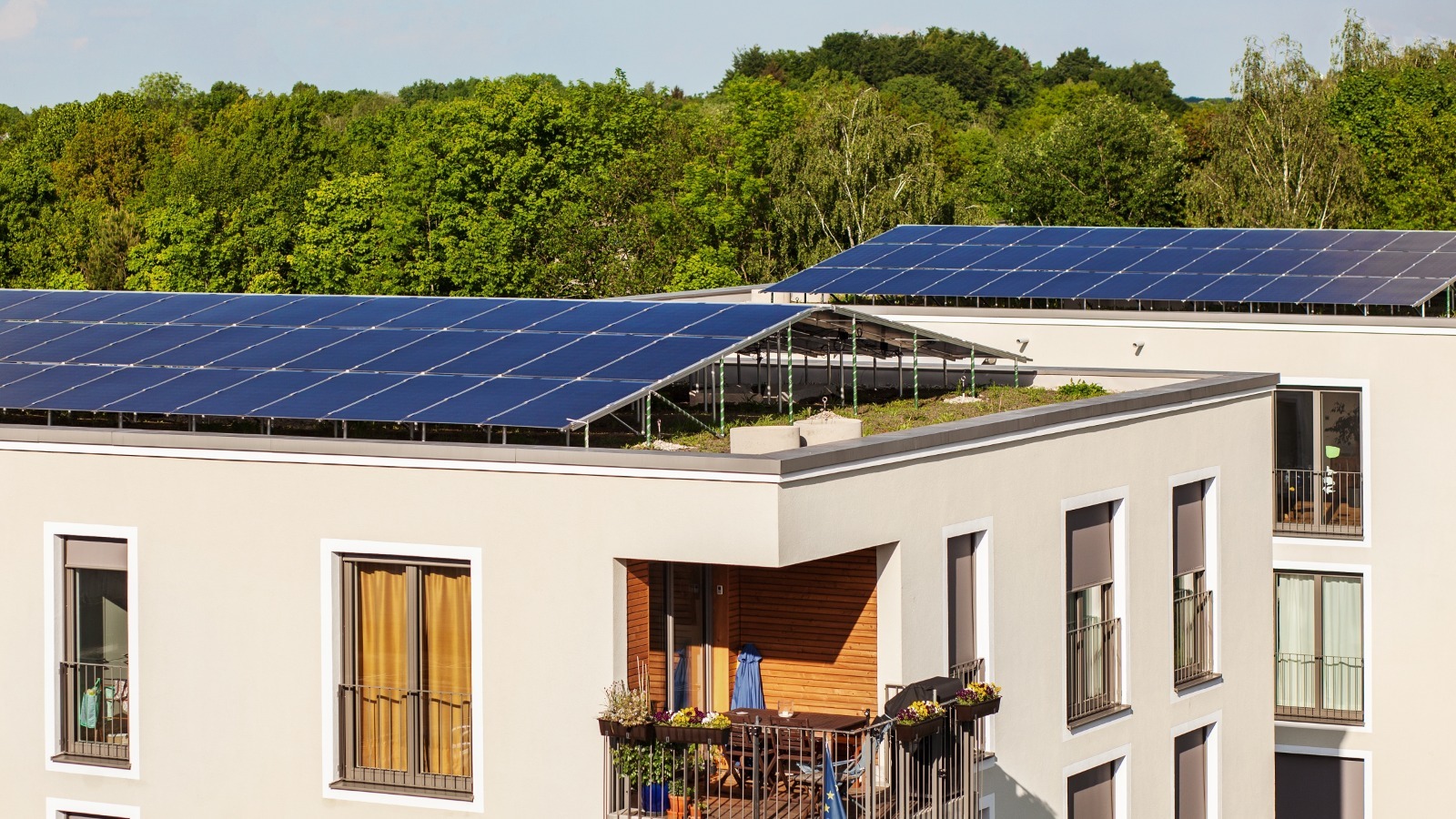 Can You Use Solar Panels In An Apartment? What You Should Know