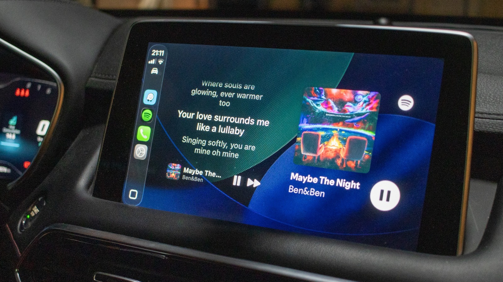 How To Get Lyrics Displayed With CarPlay Using iOS 26