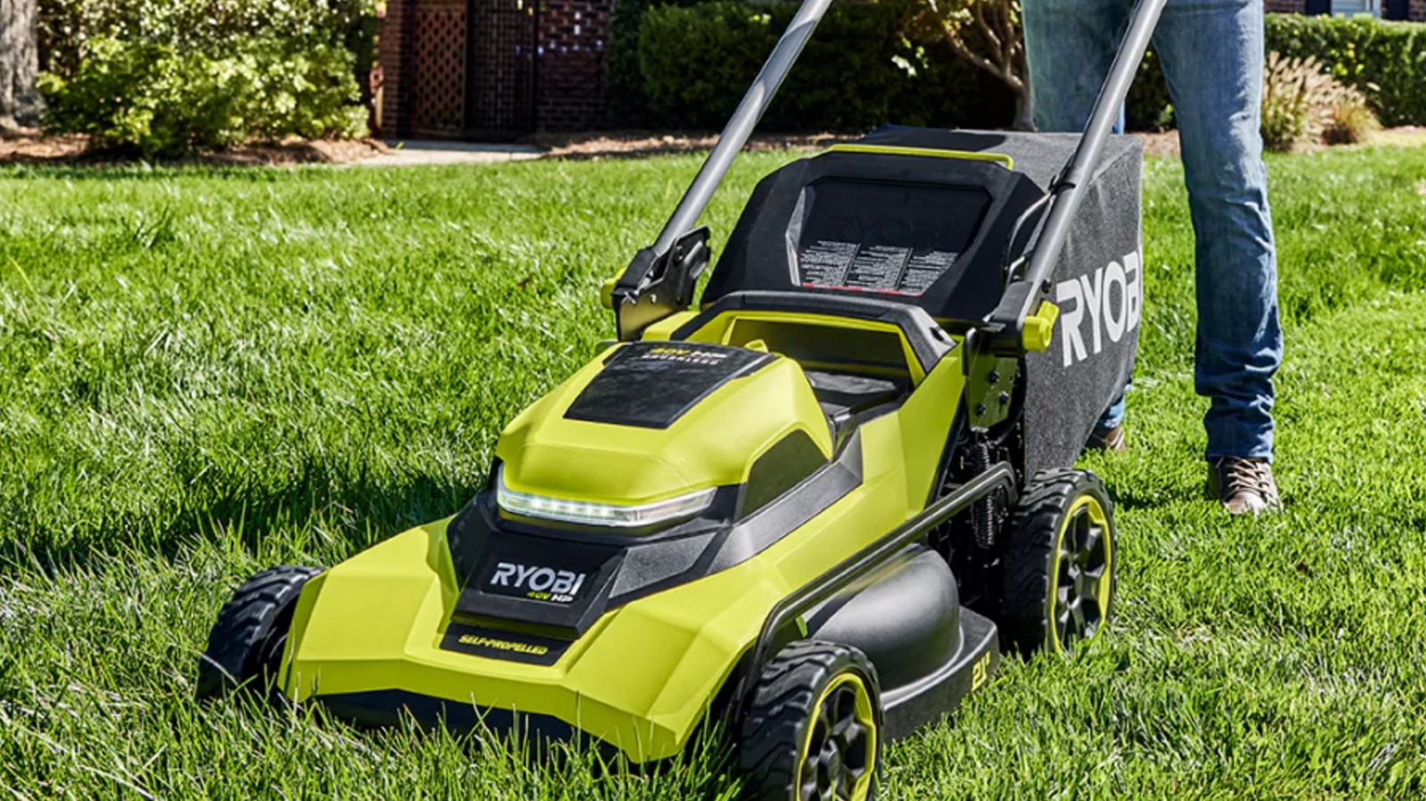 Common Problems With Ryobi Lawn Mowers (According To Users)