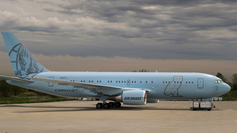 Everything You Need To Know About The 'Air Drake' Private Jet