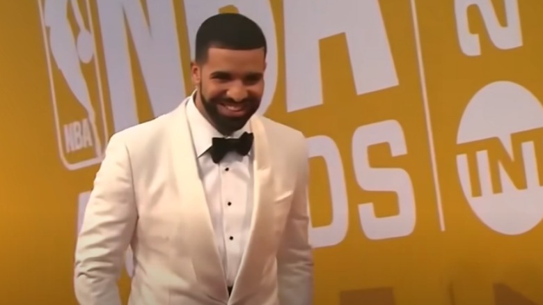 Everything You Need To Know About The 'Air Drake' Private Jet