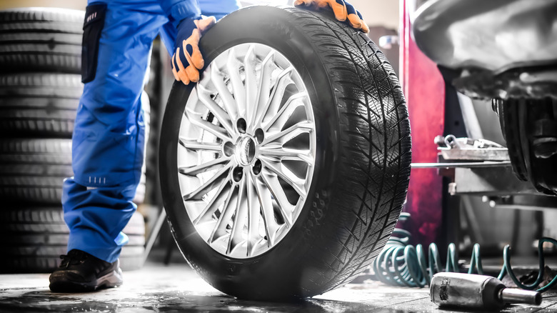 Everything You Should Know Before Buying Run-Flat Tires