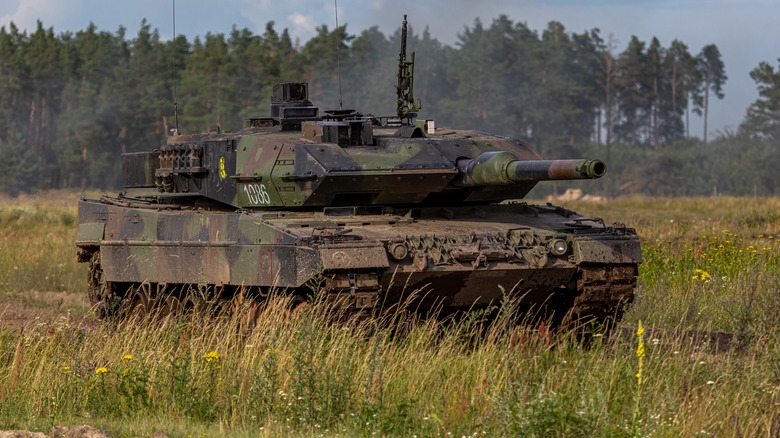 Evolution Of Tank Design From Clunky Crawlers To Modern Marvels