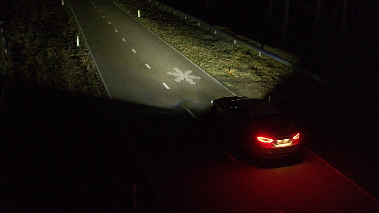 Ford's High-Tech Headlights Are Augmented Reality Everyone Can See