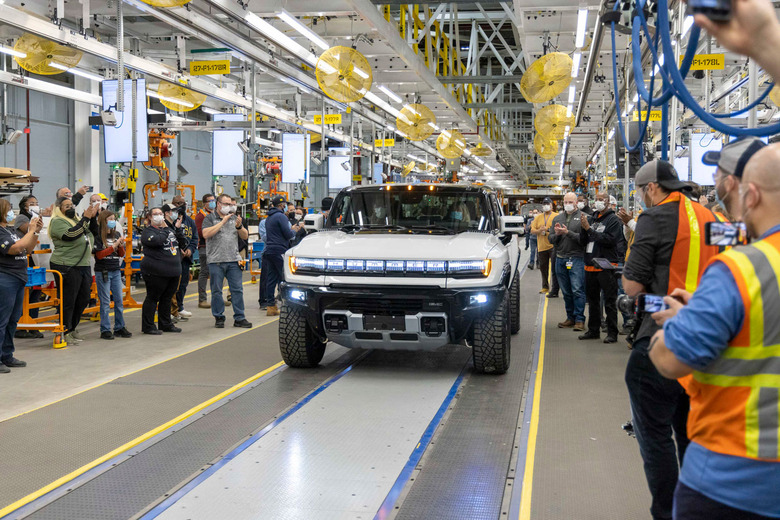 GM Ultium News: Hummer EV Production And BrightDrop Deliveries To FedEx ...