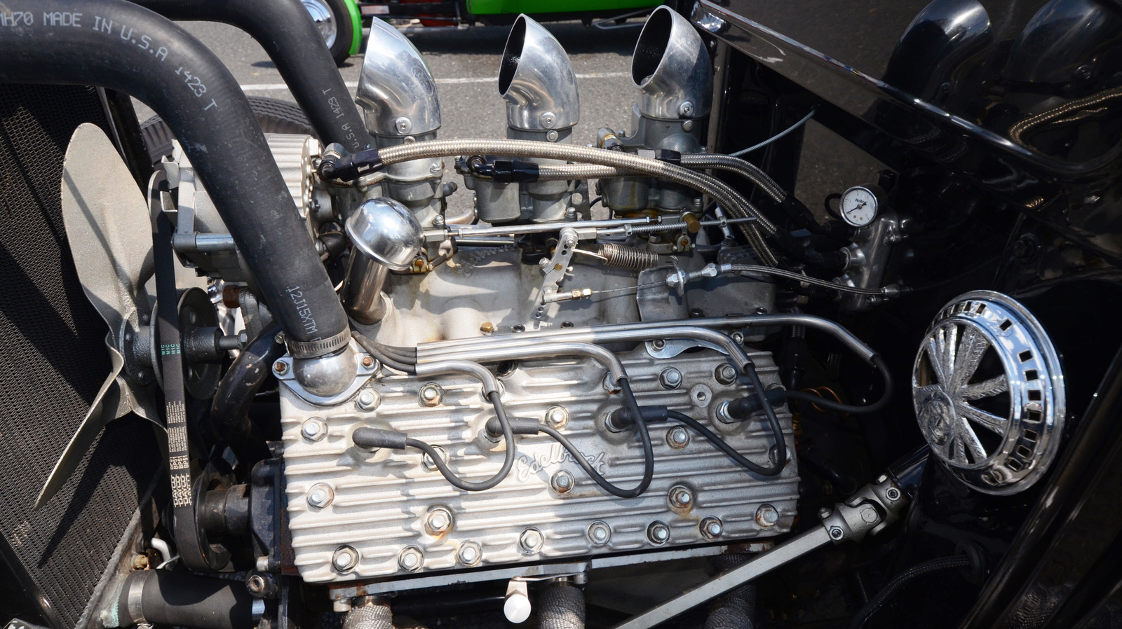 Ford V8 Engine