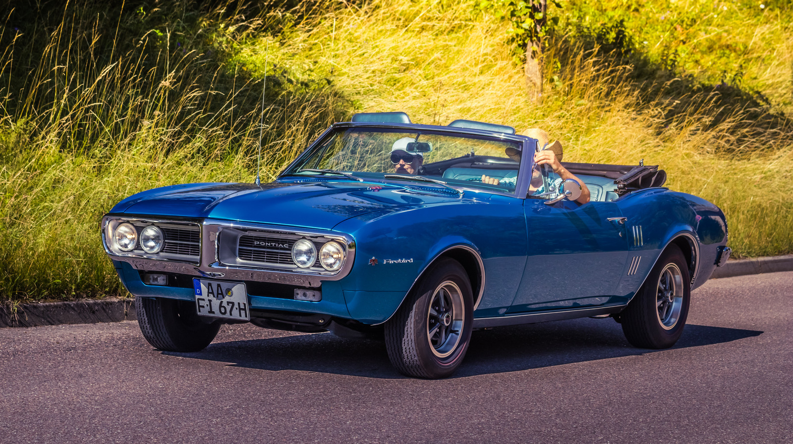 Here's What Made The 1967 Pontiac Firebird A Formidable Competitor To ...
