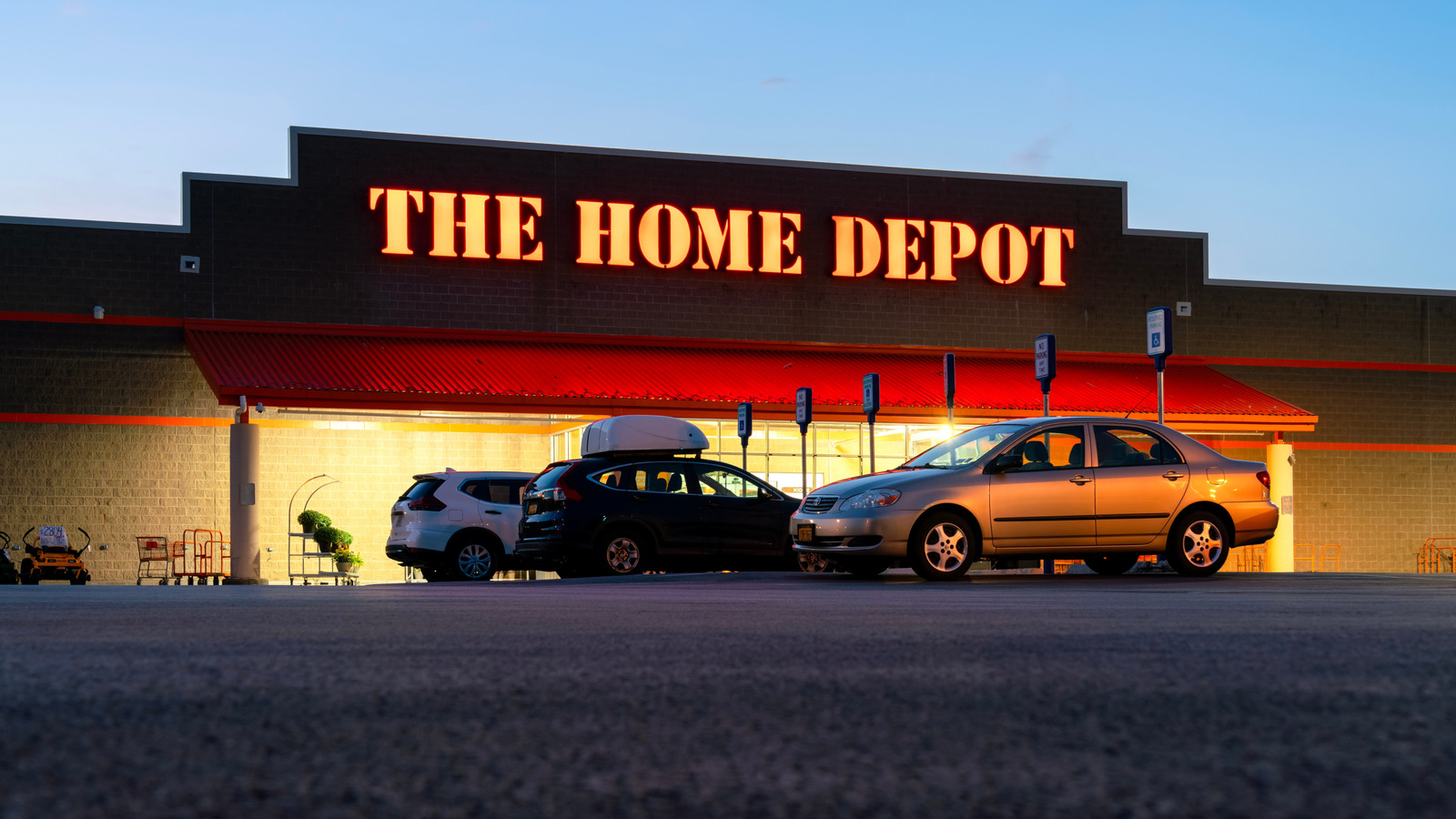 Home Depot Is Closing All Locations For 24 Hours During These Upcoming ...