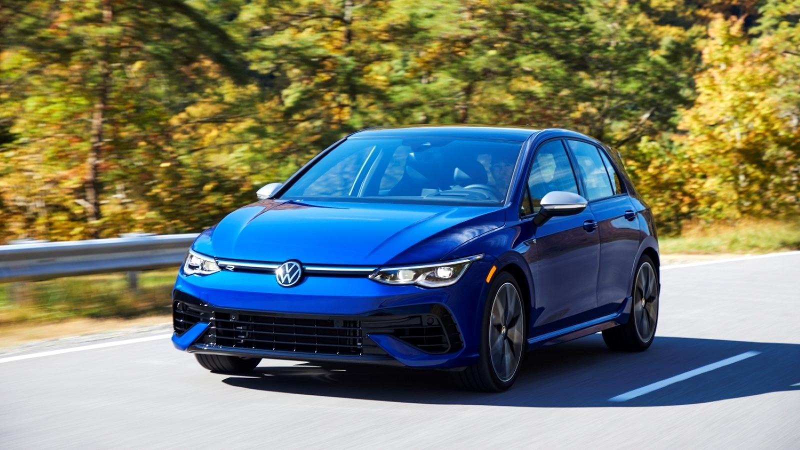 Honda Civic Type R Vs Volkswagen Golf R: Which Is The Faster Hatchback?