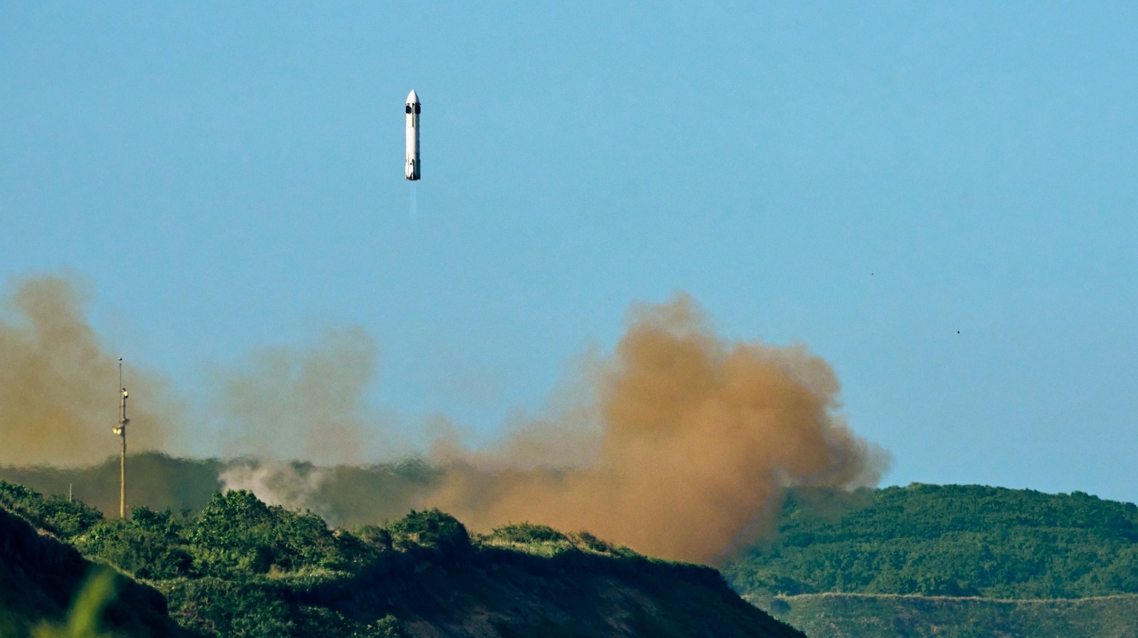 How A Reusable Hopper Helped Honda Break Into Space Rocketry