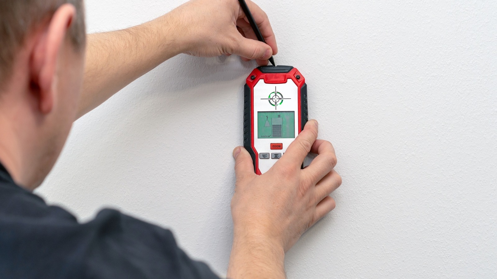 How Do Stud Finder Apps Work, And Are They Any Good?