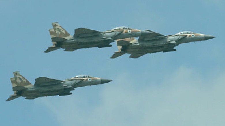 How Many Fighter Jets Does Israel Have, And What Kinds Are They?