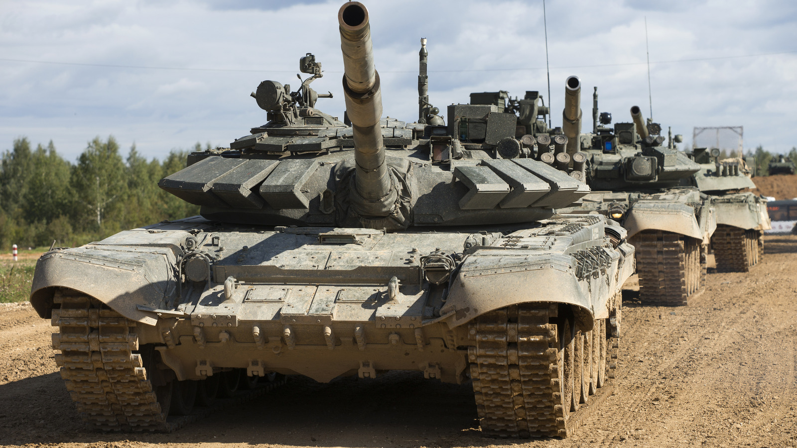 How Many Tanks Does Russia Have Left?