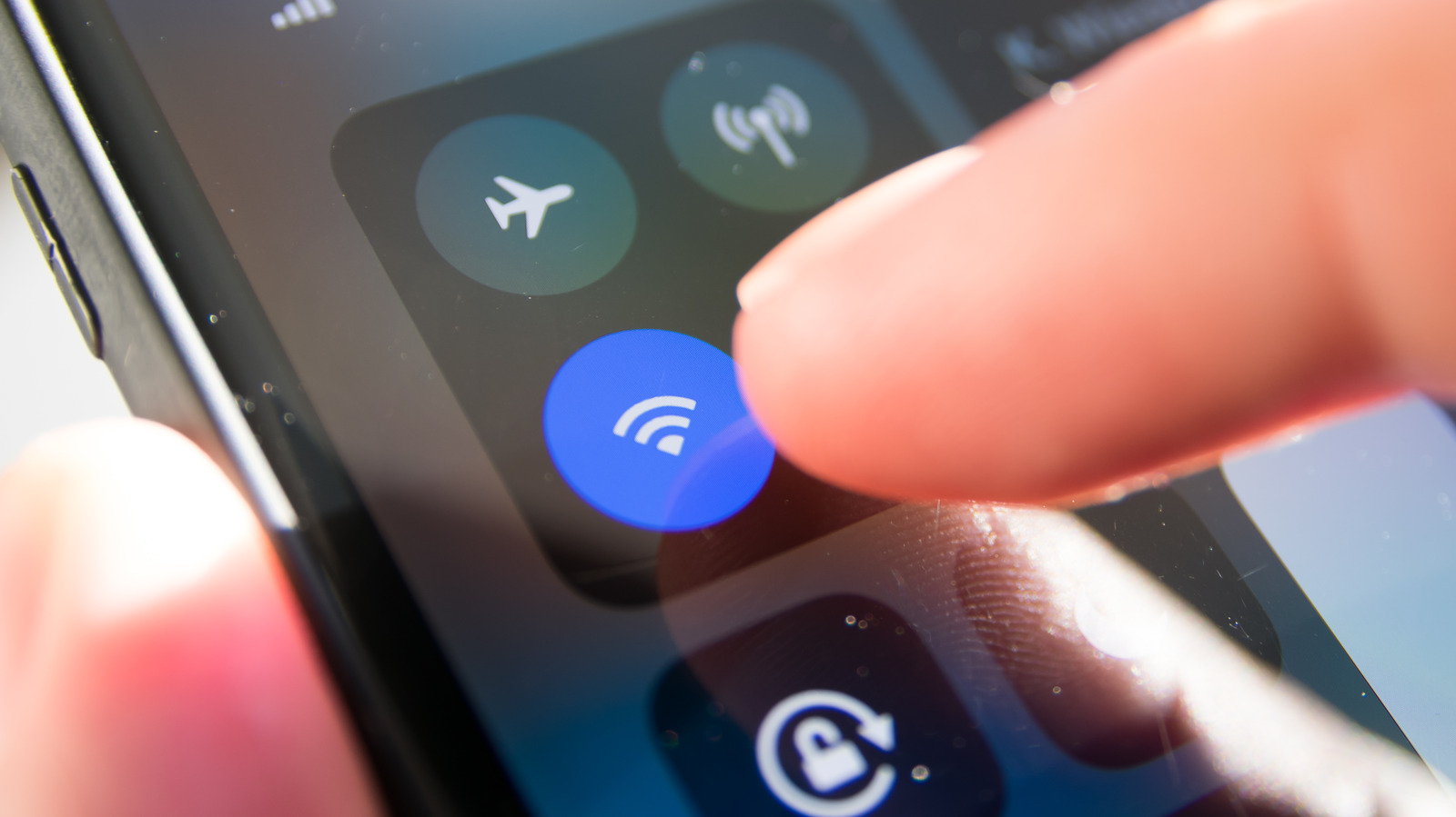 How To Safely Work From A Coffee Shop Or Other Spot That Offers Free Wi Fi