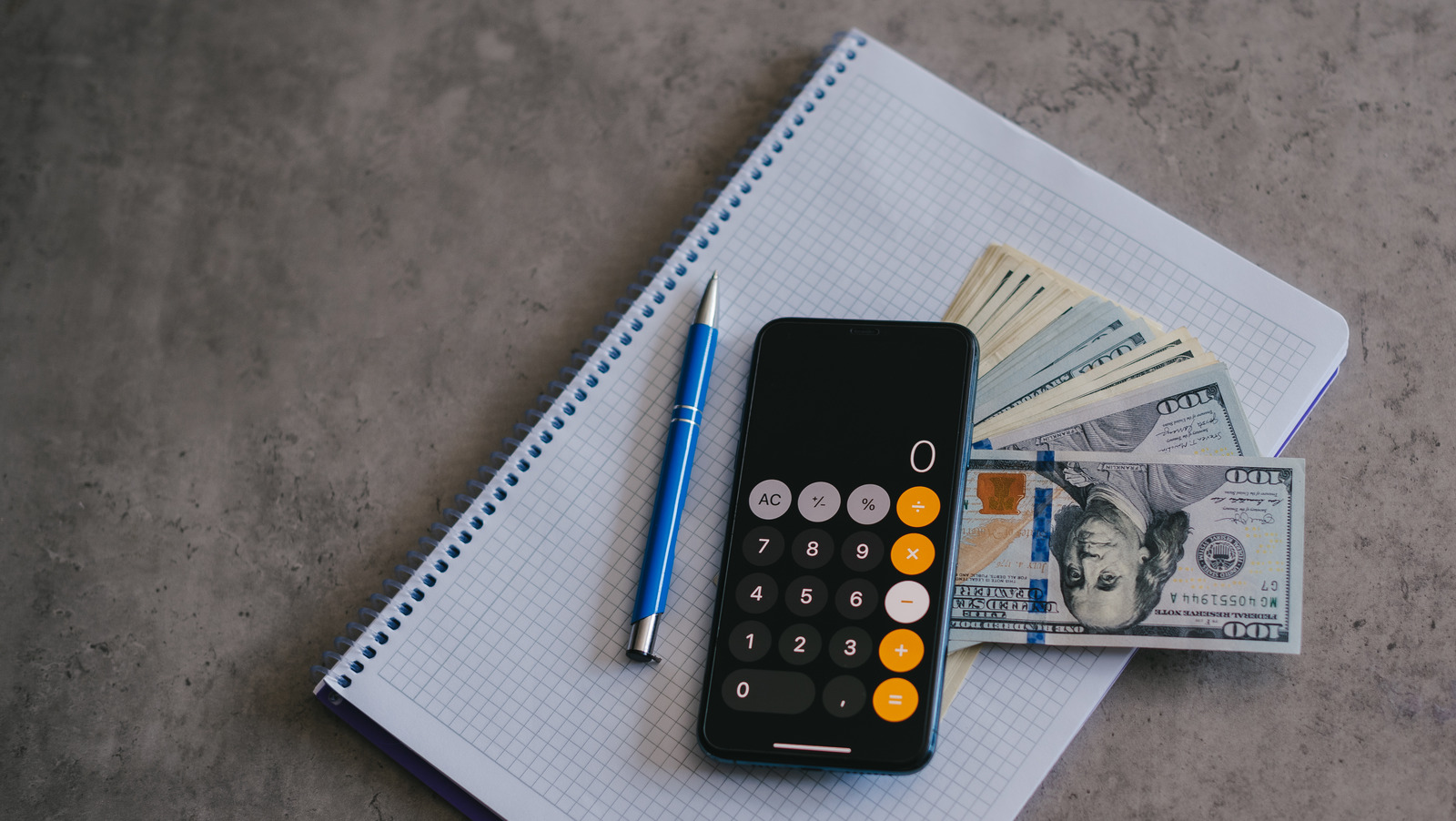 How To See Your History In The iPhone Calculator App (iOS 18)