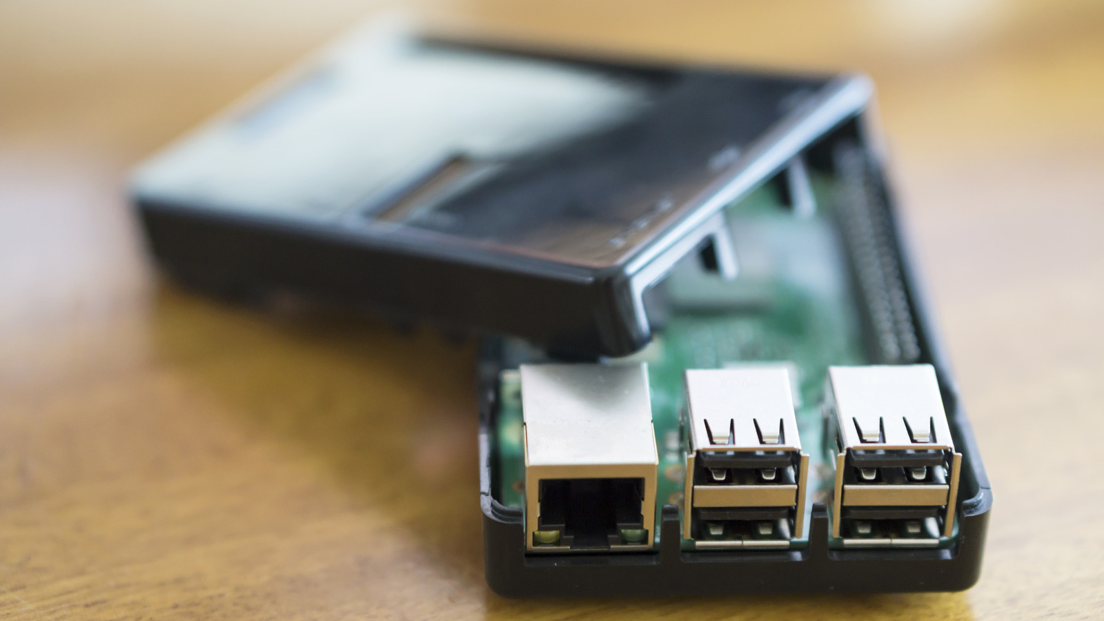 How To Use Your iPhone As A Raspberry Pi Monitor