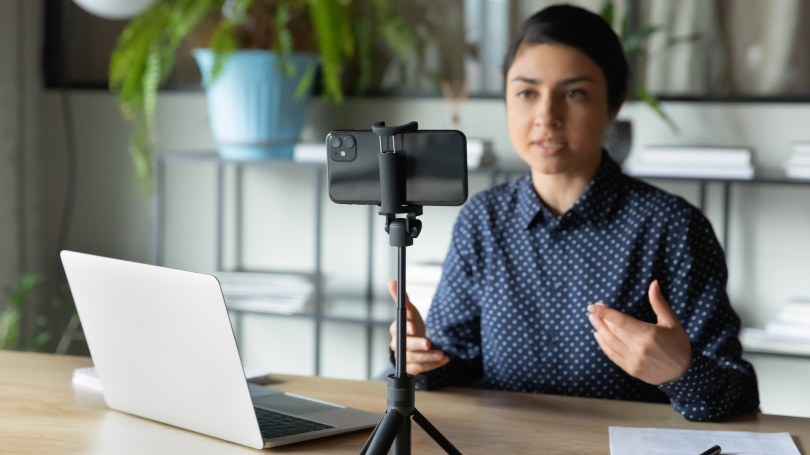 How To Use Your iPhone As A Webcam On A PC