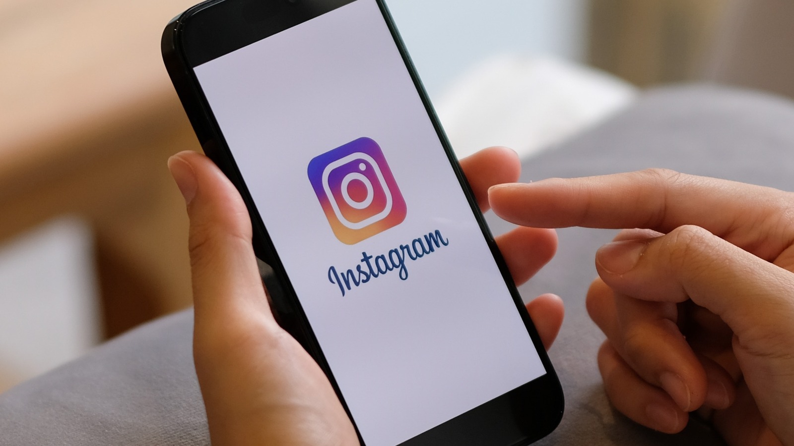 Instagram Stories: How To Send Green Screen Reactions