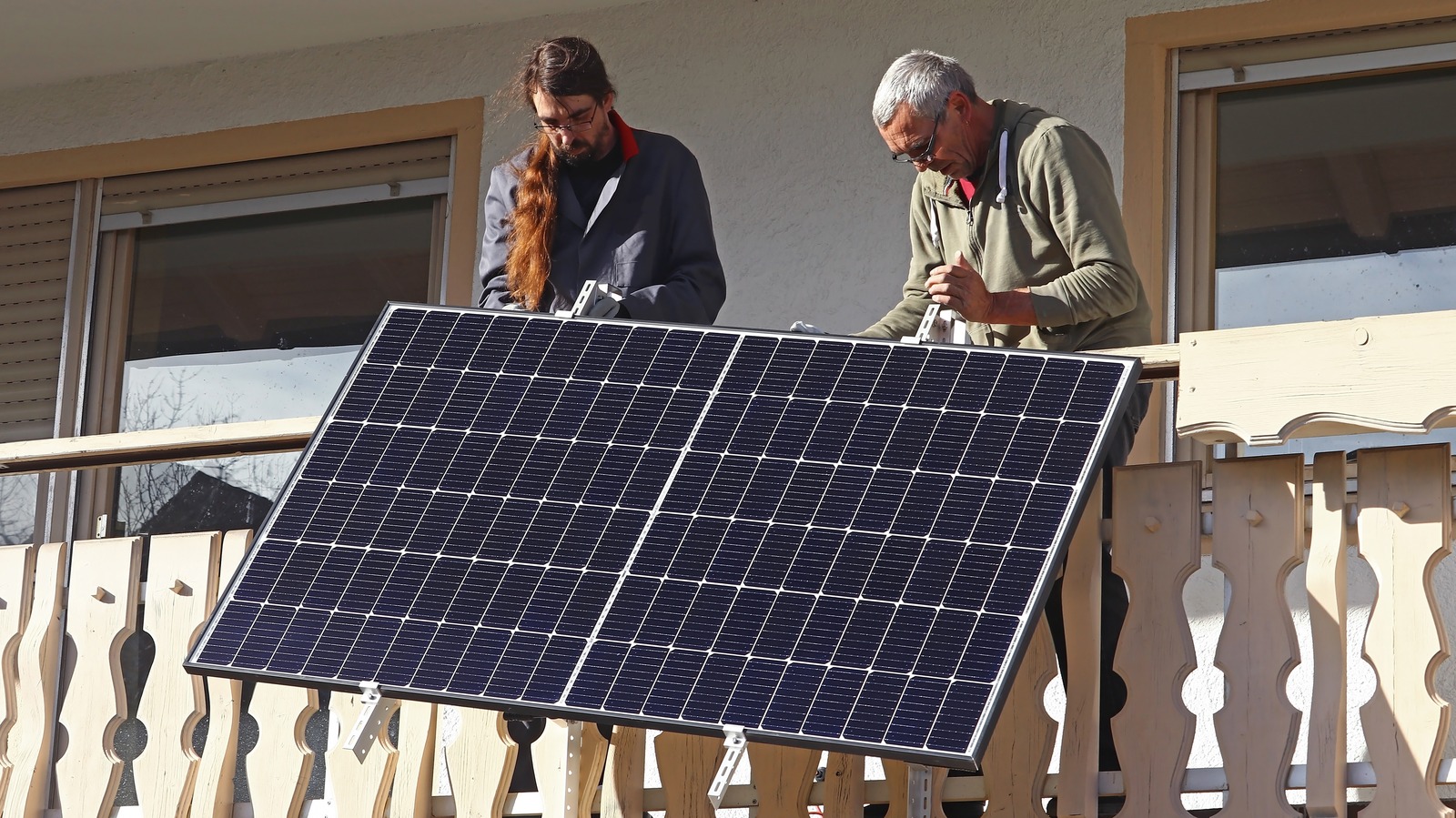 Installing Solar Panels On Your Balcony: Is It A Good Idea?