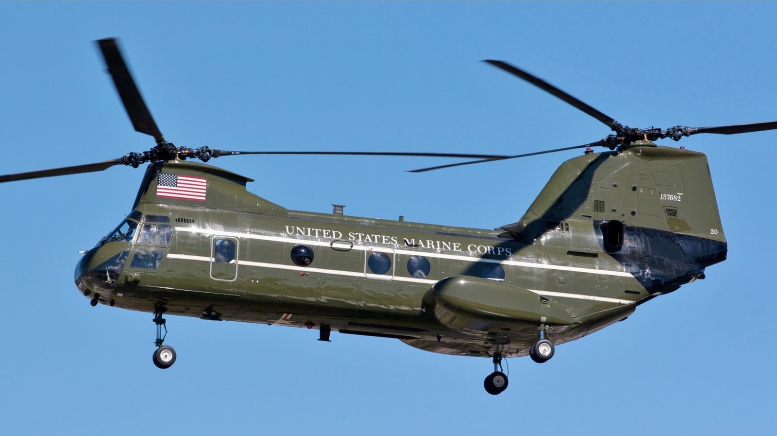 Is The CH-46 Helicopter Still Flying & How Many People Can One Carry?
