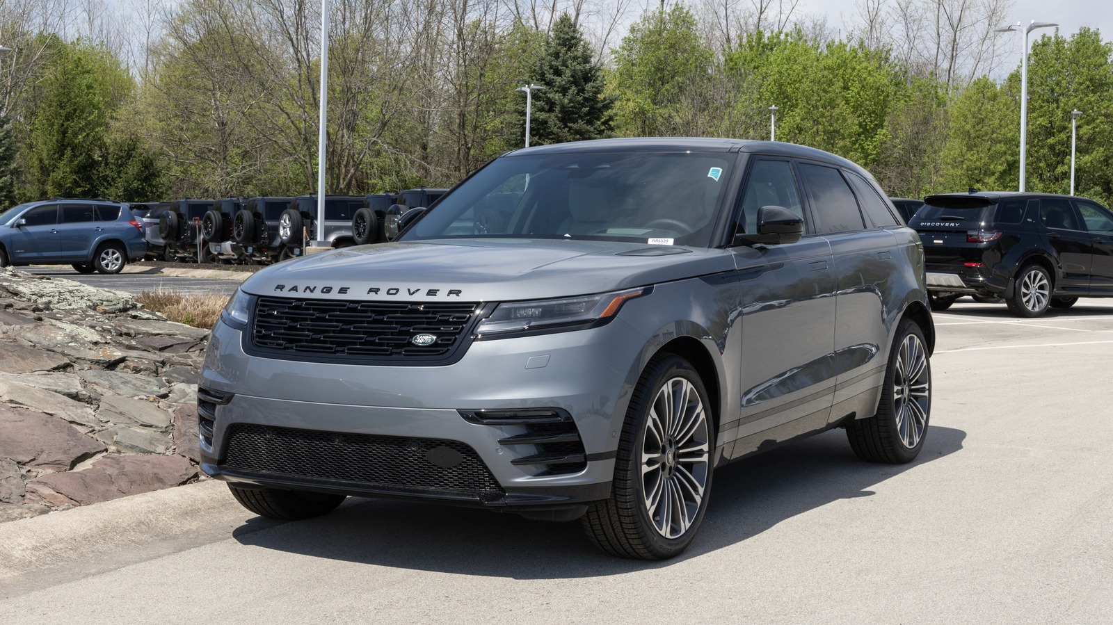 Land Rover Vs. Range Rover: Is There A Difference?