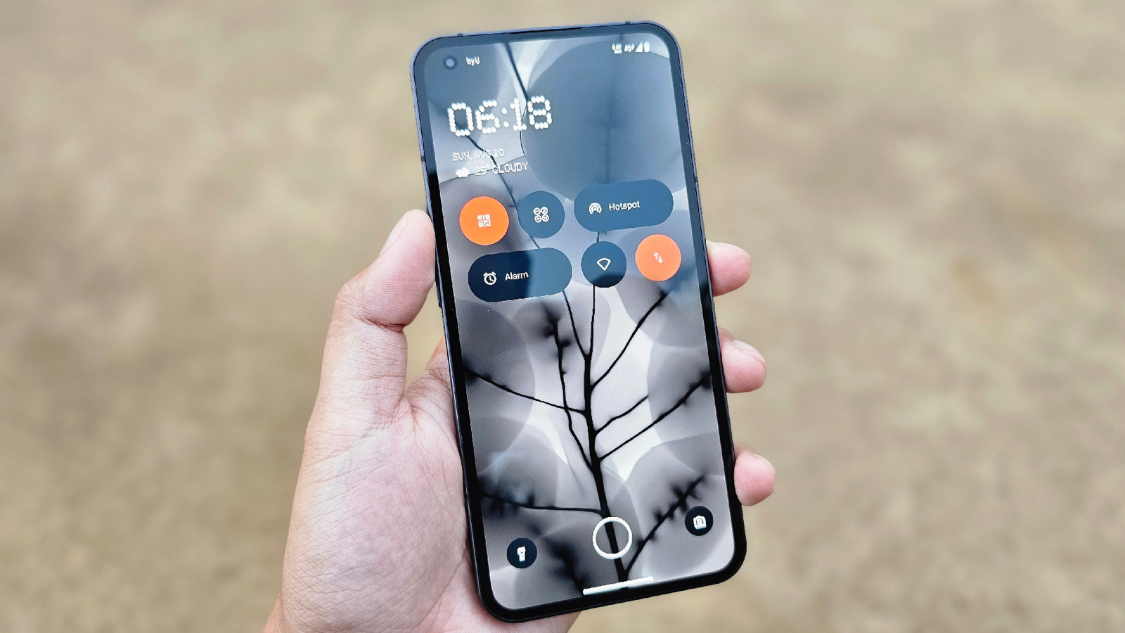 Lock Screen Widgets For Android: You Can Enable Them, But Not For Free